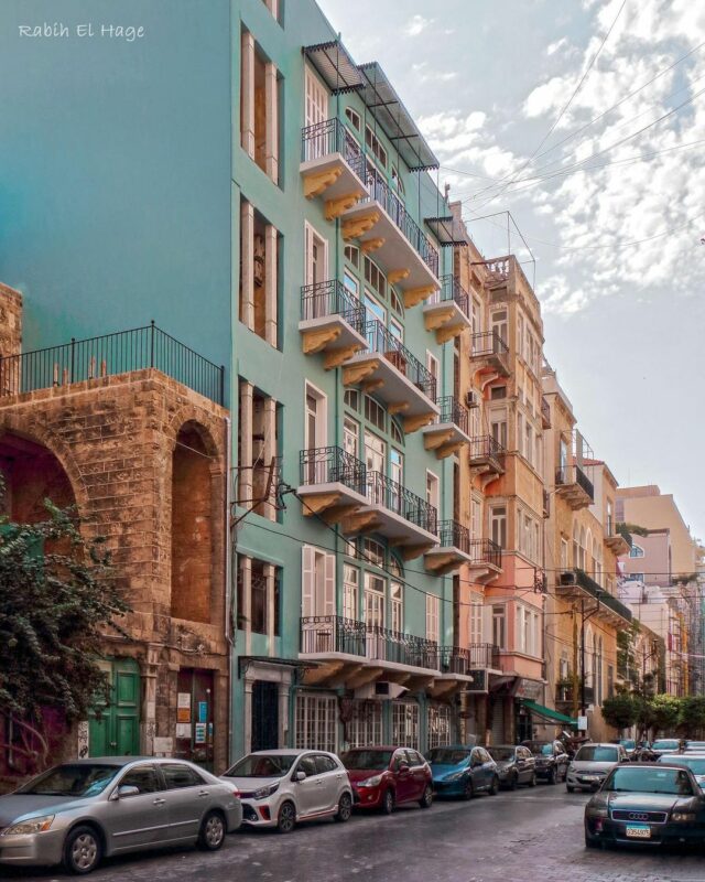 Evasion: the prettiest balconies of Beirut in photos